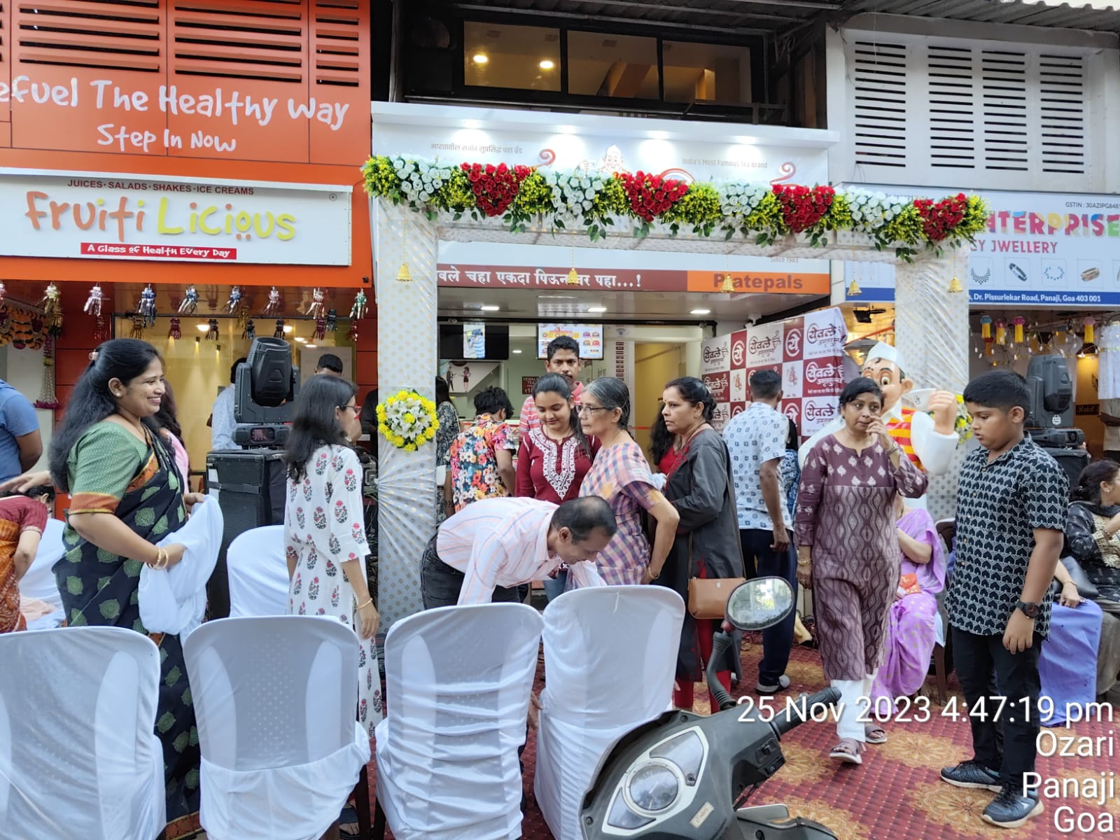 Visual Delights from Yewale Amruttulya - Tea Gallery